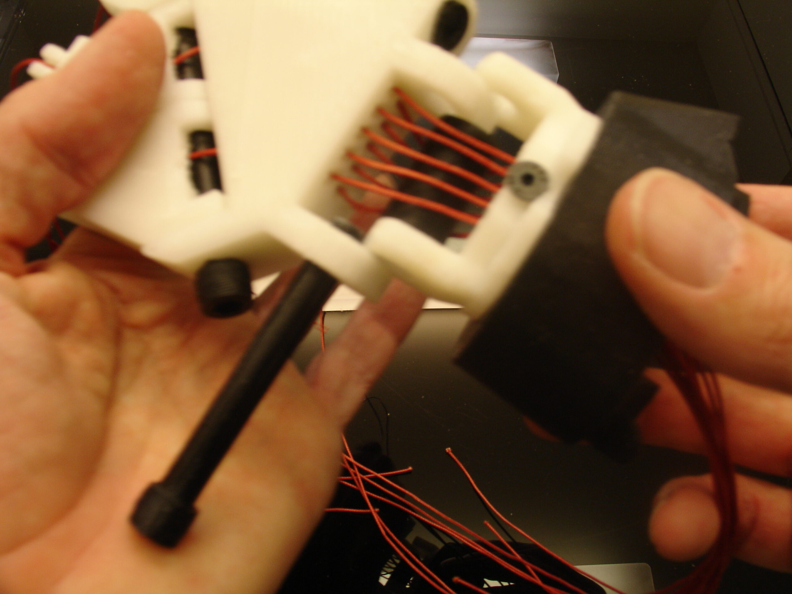 New wiring design for the hand - InMoov